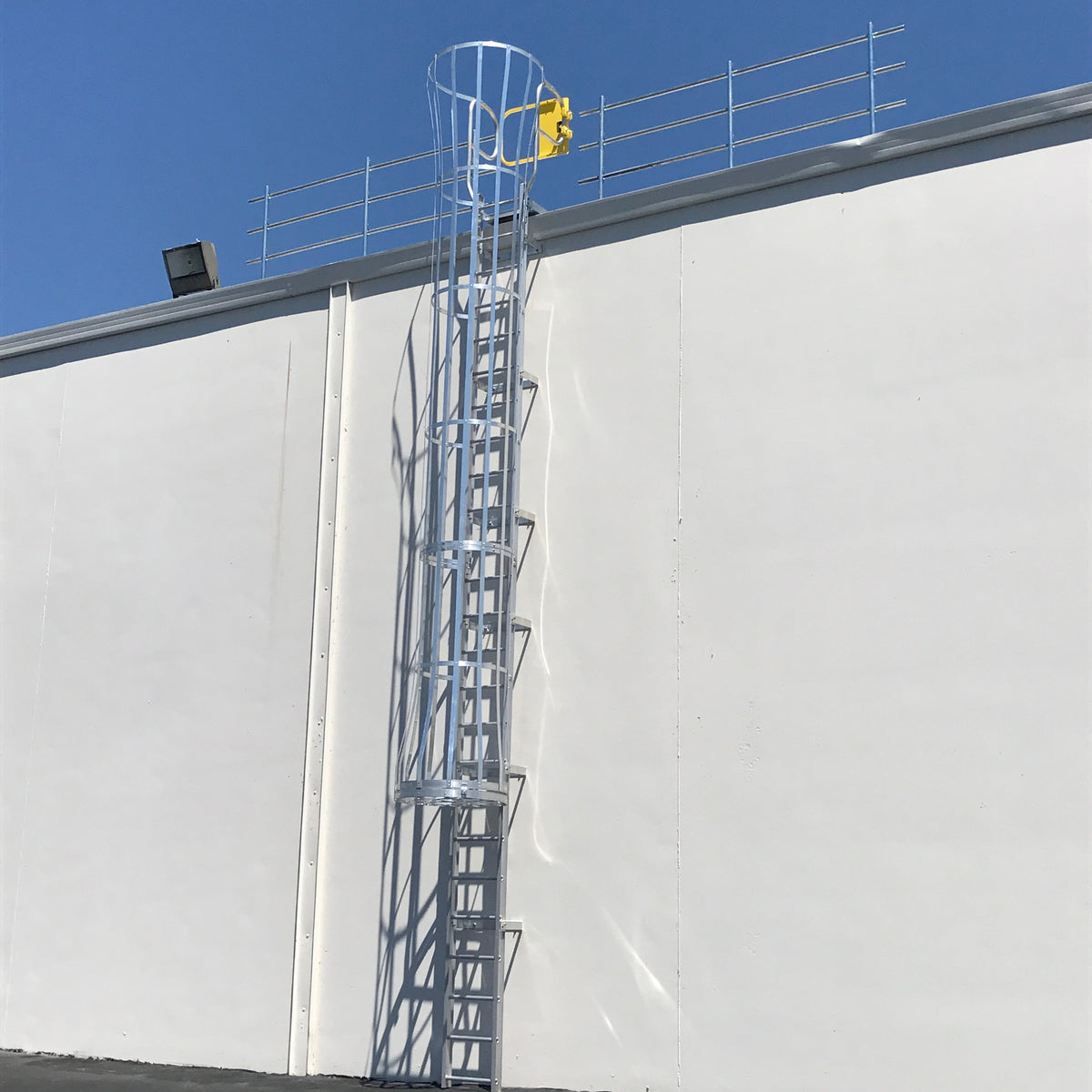 Aluminum Fixed Ladders: An Essential Tool for Modern Infrastructure ...